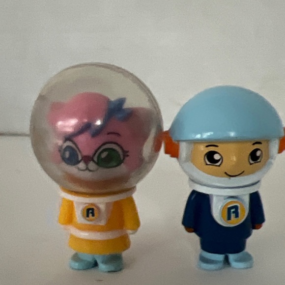 Toys | Ryans World Pink Alpha Lexa Astronaut 3 Action Figure Yellow ...